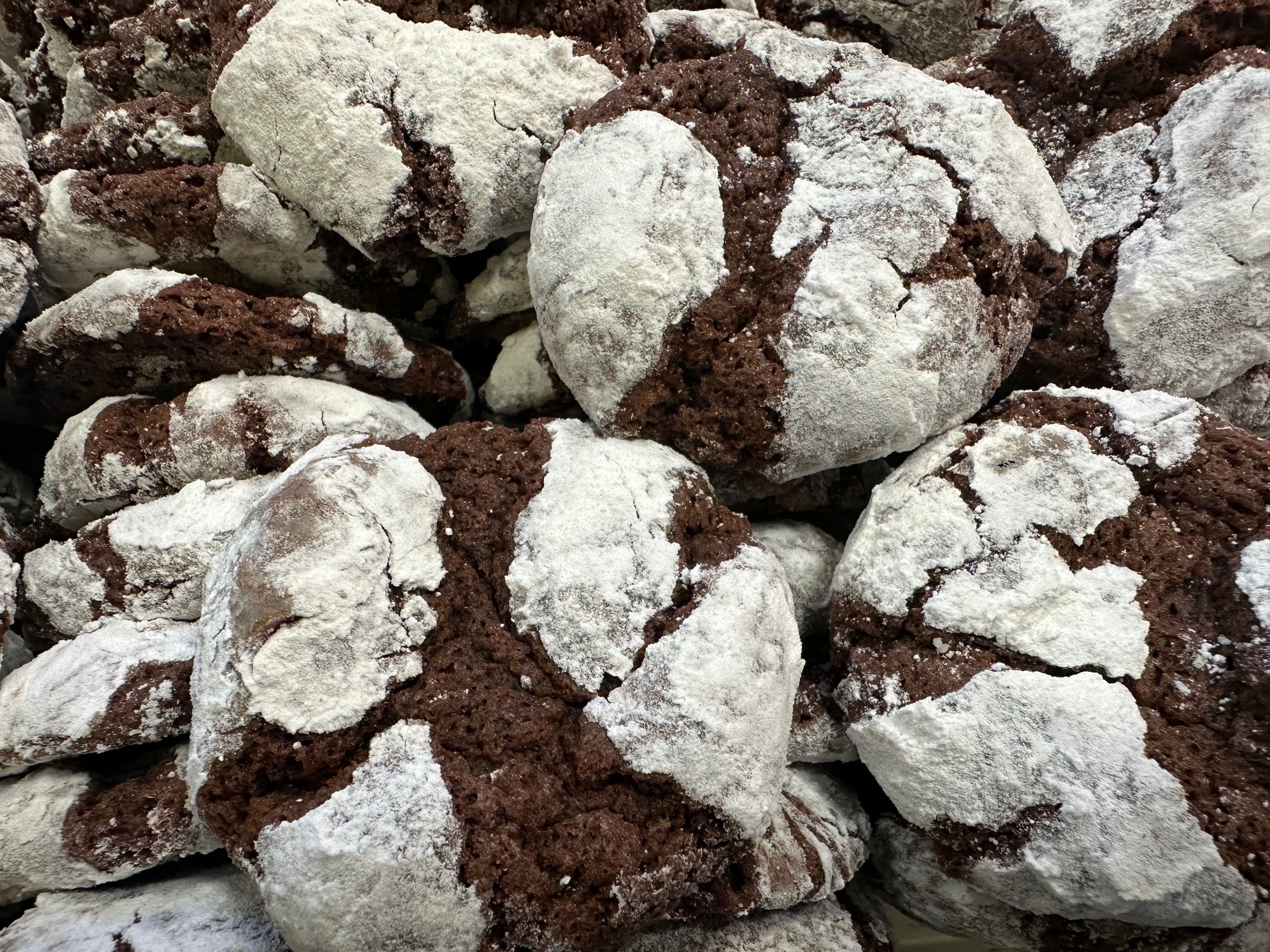 Crinkle | Goldilocks Bake Shop (Canada) Inc